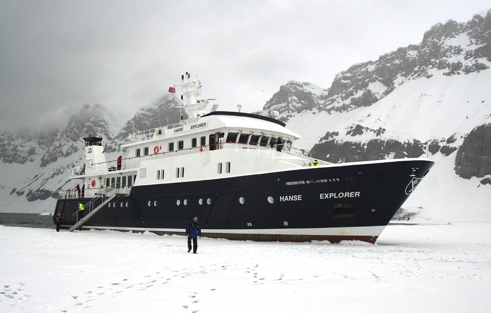 Yacht HANSE EXPLORER, FASSMER | CHARTERWORLD Luxury Superyacht Charters